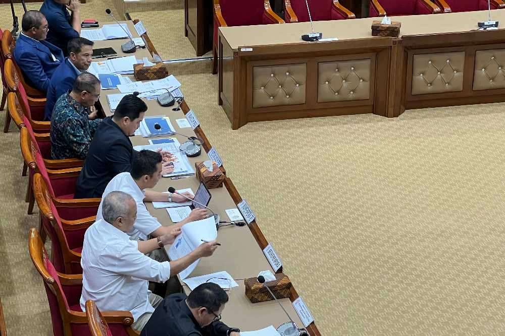 Sah! Paripurna DPR Setujui Naturalisasi Emil Audero, Joey Pelupessy ...