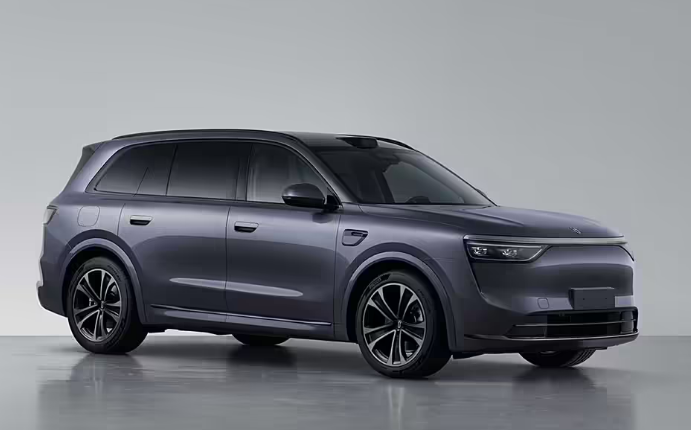 提前预定下一个“爆款”！销量或超过问界M9？剑指理想L9，又要遥遥领先