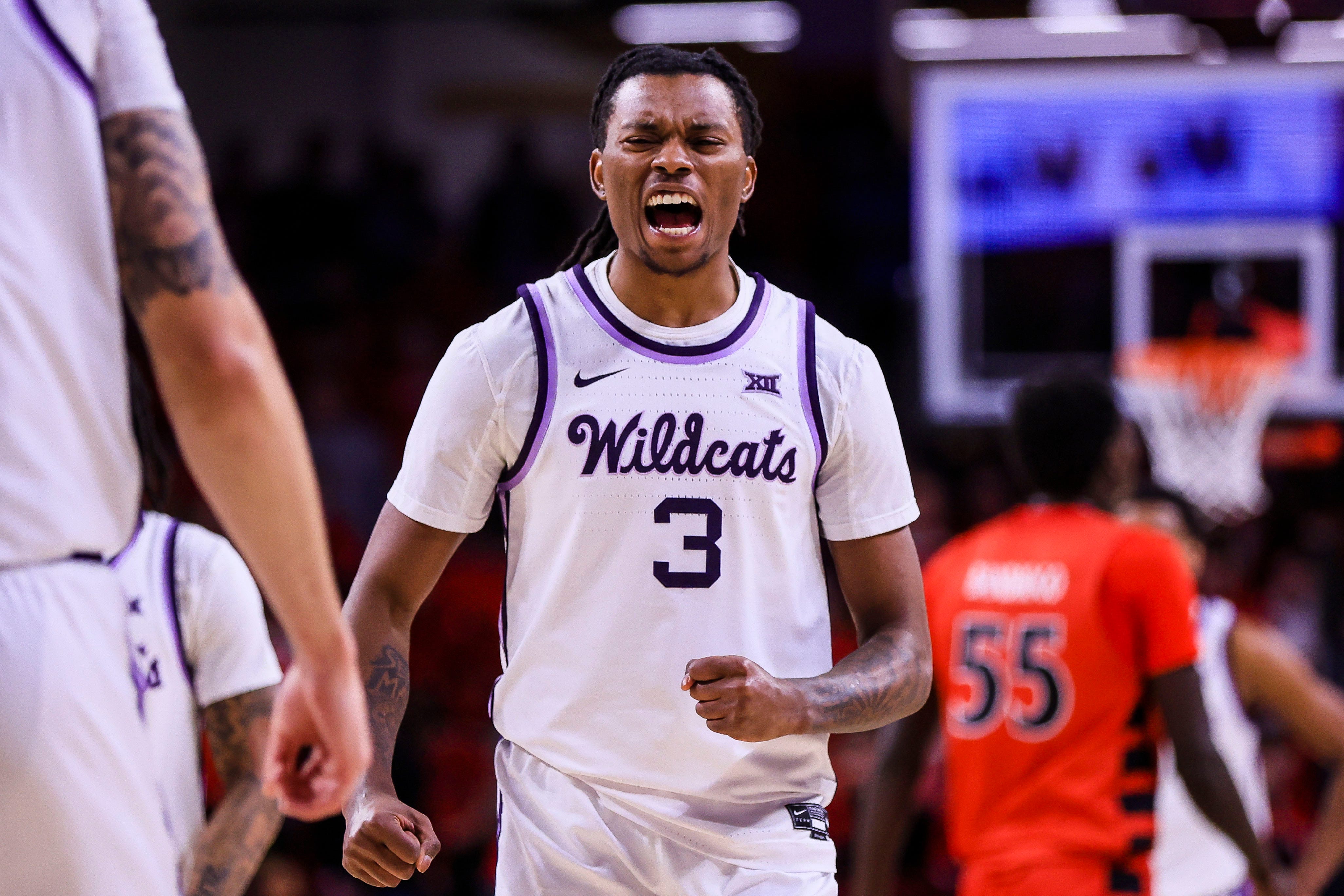 Lockdown defense the constant in Kansas State basketball's road victory ...