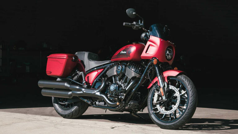 10 Cruisers That Marry Muscle Bike Power With Long-Distance Comfort