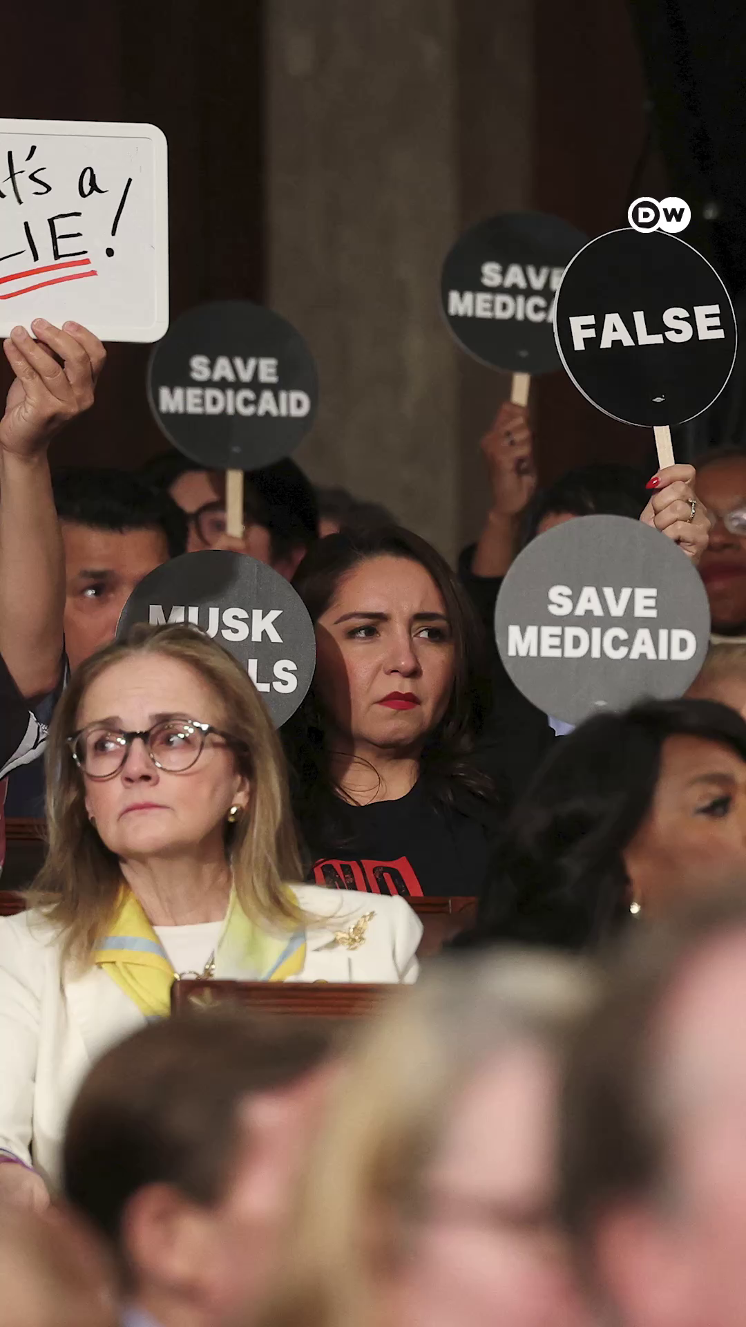 Democrats protest Trump's speech to Congress