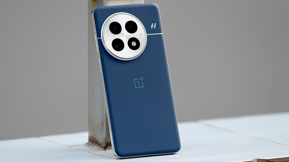 OnePlus reveals Android update policy for OnePlus 13 and 13R phones