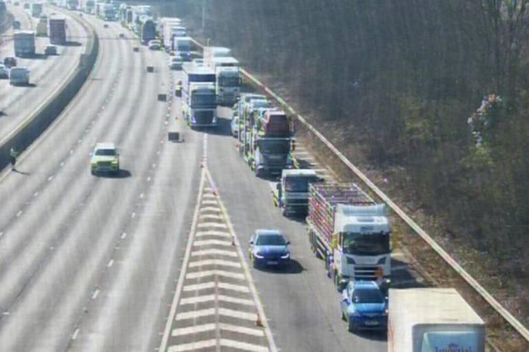 Full M1 diversion route as fuel spillage causes 2-hour delays after ...