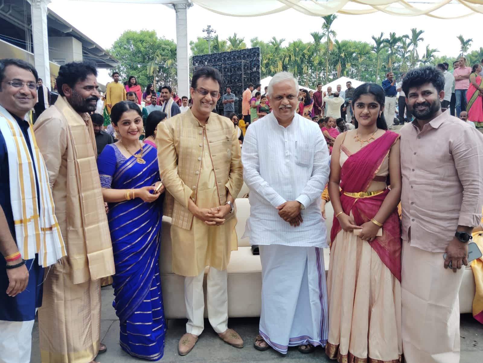 BJP MP Tejasvi Surya marries singer Sivasri Skandaprasad in grand ...