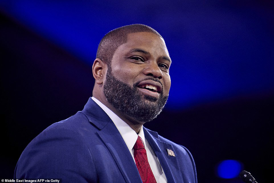 Democrat mayors jaw-dropping confession on illegal migrants cost Democrat mayors jaw-dropping confession on illegal migrants cost