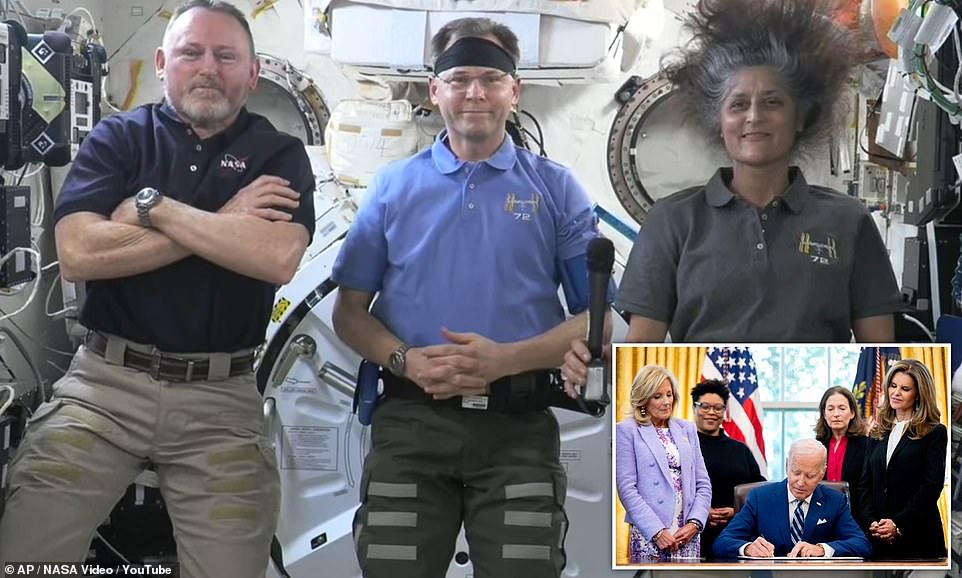 NASA's stranded astronauts back Musk's rescue claims