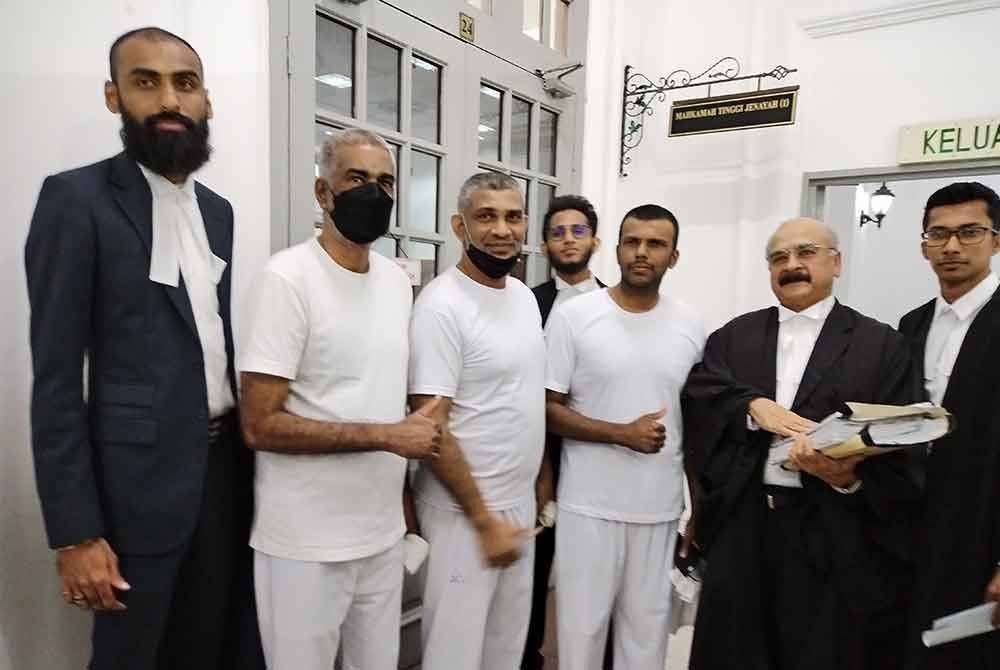 High Court acquits three friends of meth possession, trafficking