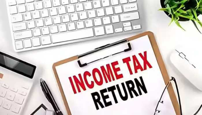 ITR-1 (Sahaj) vs ITR-4 (Sugam): Check Filing Criteria And Key Differences ITR-1 (Sahaj) vs ITR-4 (Sugam): Check Filing Criteria And Key Differences