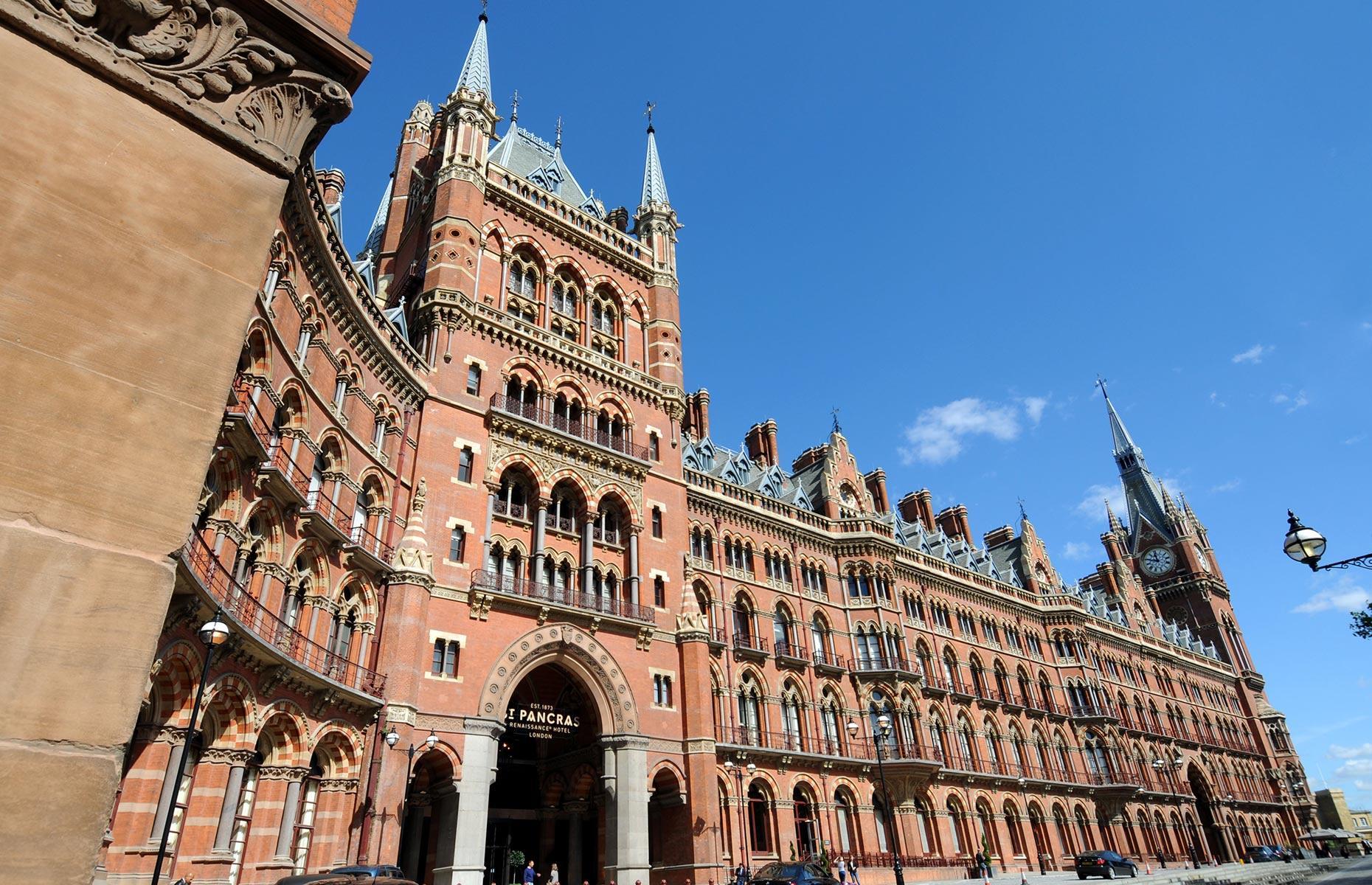 12 famous British buildings you can actually live in