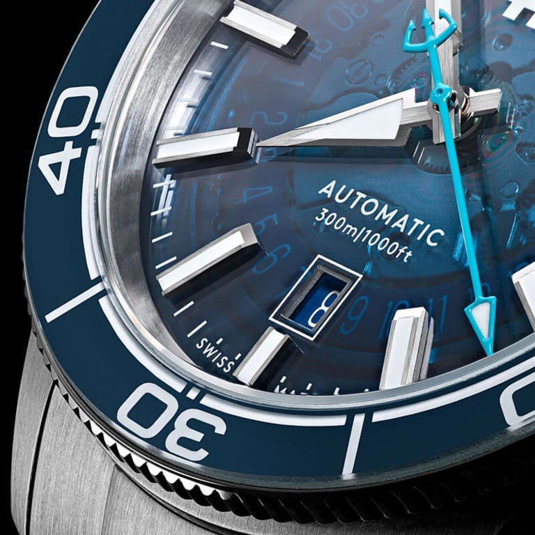 Christopher Ward joue la transparence : une montre qui dévoile tout ...