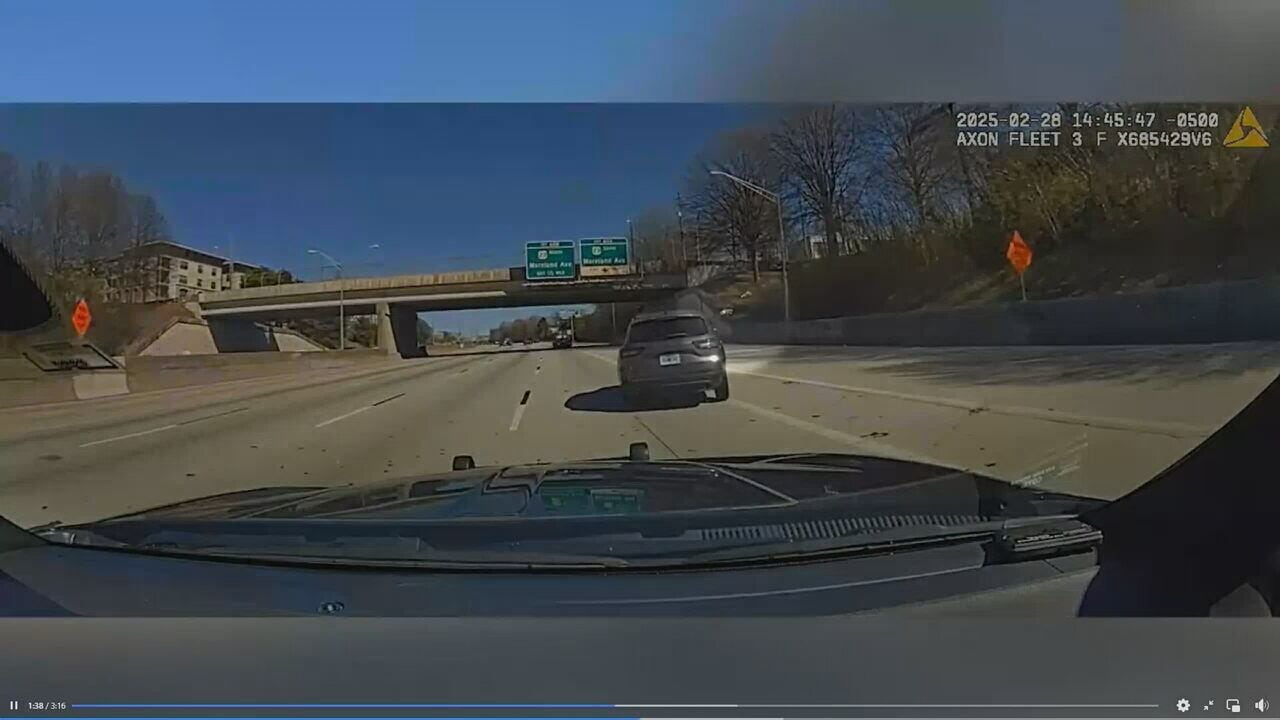 ‘They’re throwing guns out!’ 5 car break-in suspects lead APD on I-20 chase