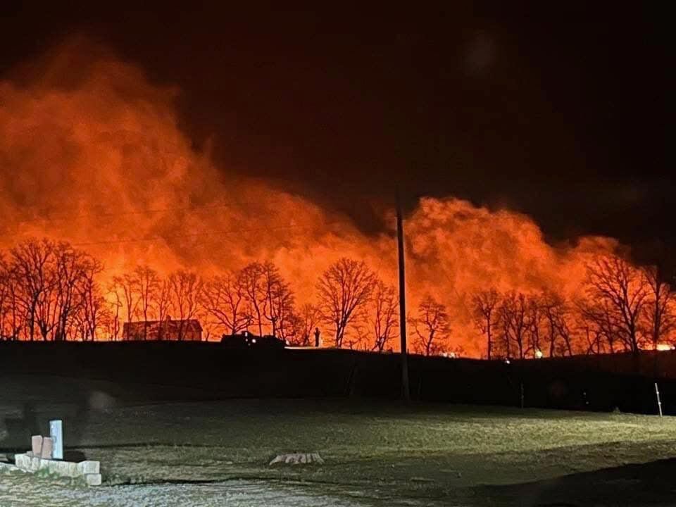 ‘It doesn’t take long to get out of control’: Green County firefighters ...