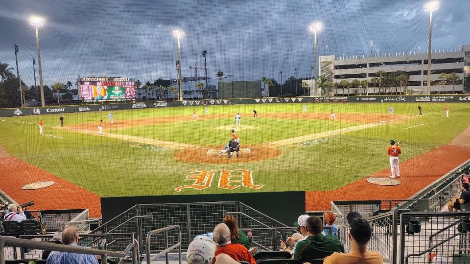 CANES DELIVERED KNOCKOUT PUNCH IN THE 8TH WITH A WALK-OFF HR WINNING 12 ...