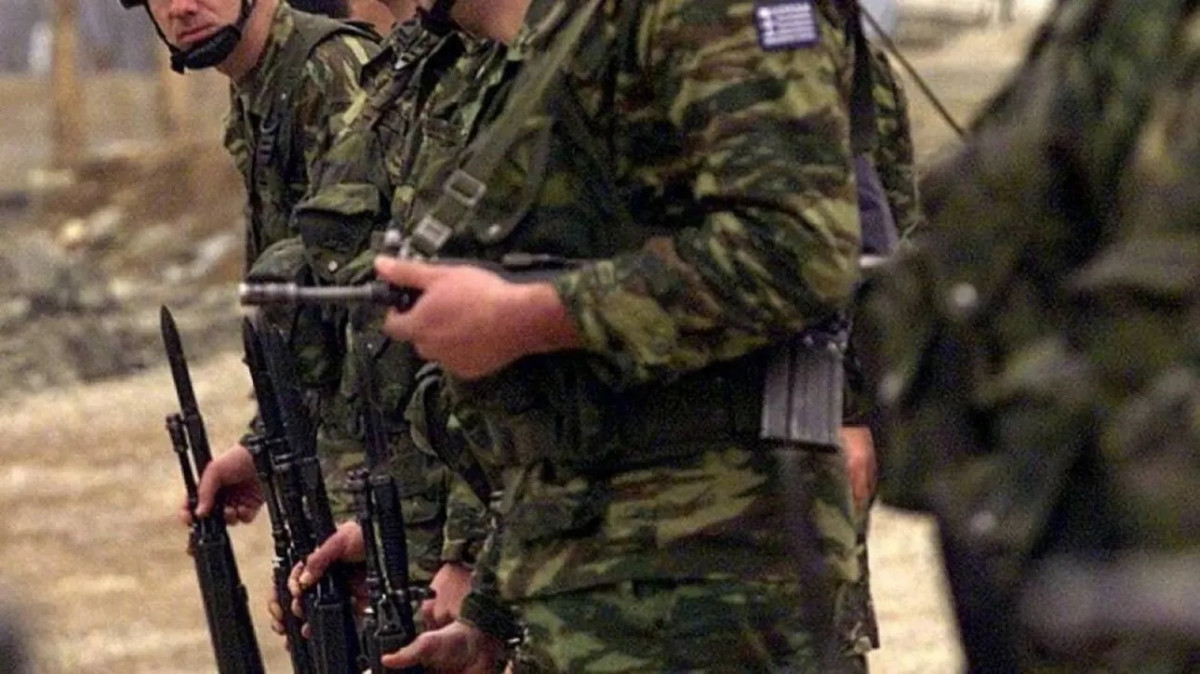 Ένοπλες Δυνάμεις: Υψηλότεροι μισθοί, συντάξεις και εφάπαξ - Τι αλλάζει ...