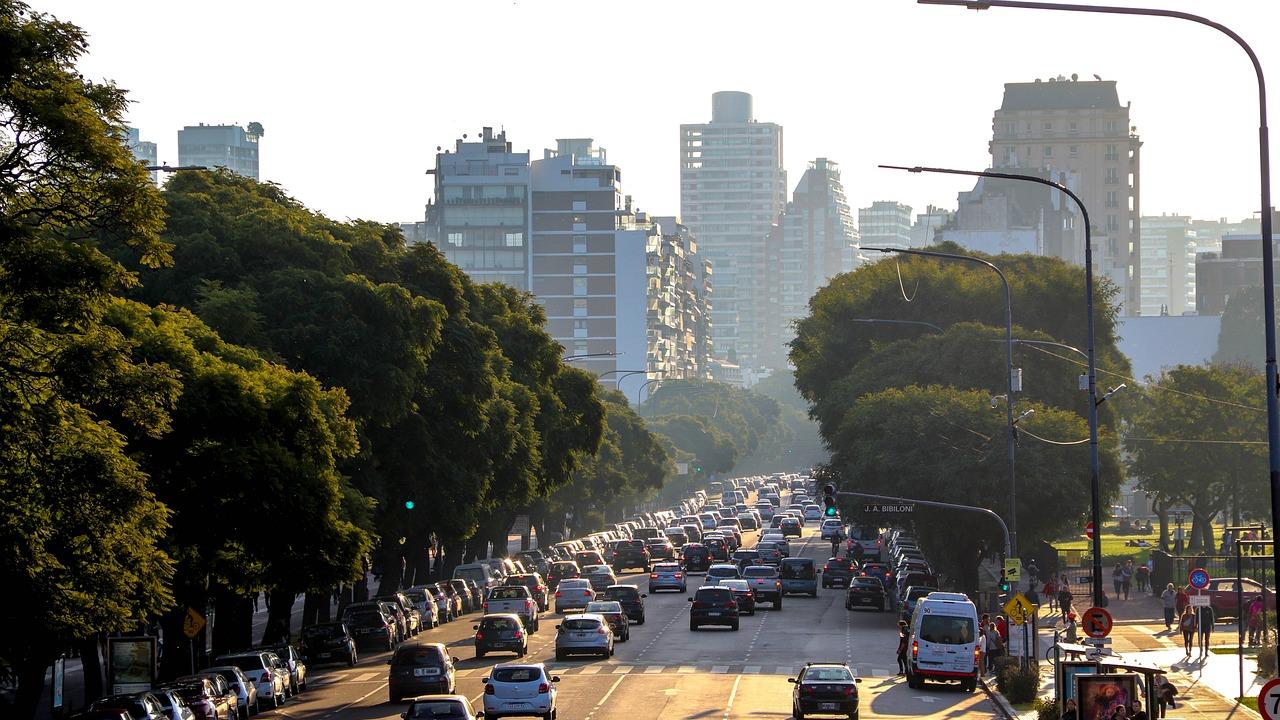 Heat wave hits Argentina as millions face blackouts