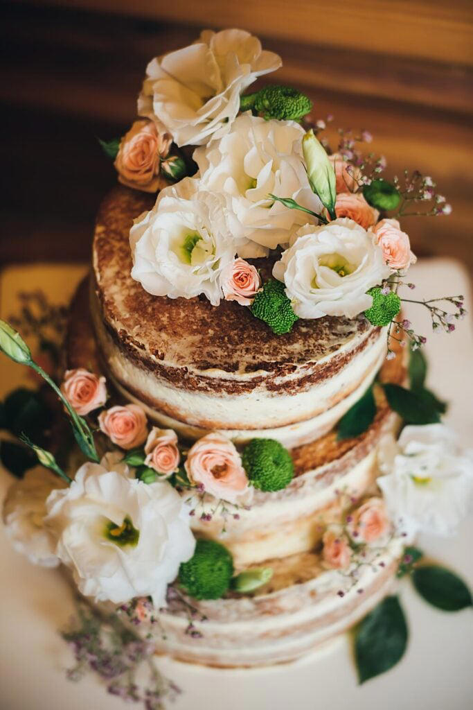 Wildflower Wedding Cakes: 95 Magical Designs to Inspire You 🎂