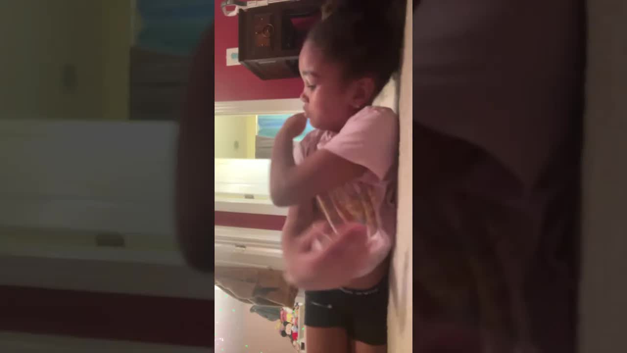 Kid's Funny Dance Challenge