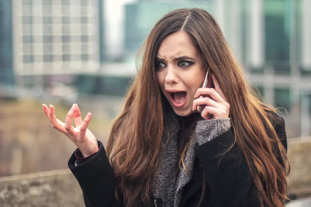 These Red Flags Reveal Your Spouse Is Financially Reckless