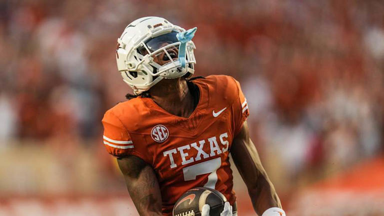 Titans Met With Viral WR at NFL Combine