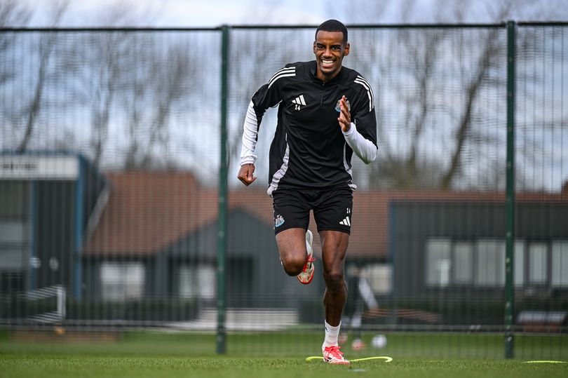 Newcastle United hand Alexander Isak ultimatum as club take significant ...