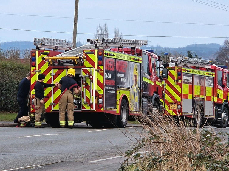 Ridgeway Moor: Warning issued as firefighters sent to blaze in village ...