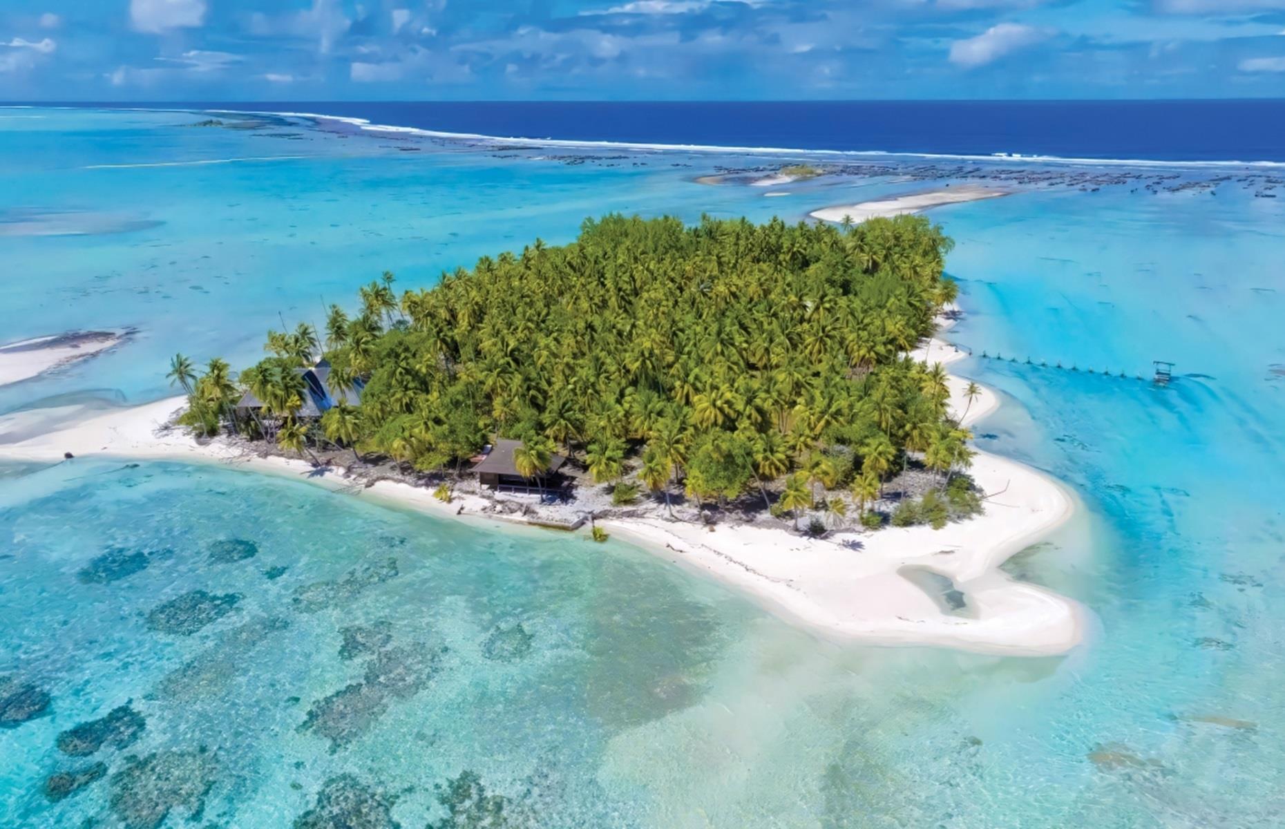 10 AMAZING Private Islands Only The Super Rich Can Afford