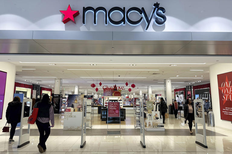 Macy's fourth quarter is mixed and its 2025 outlook is tempered by tariffs and leery shoppers