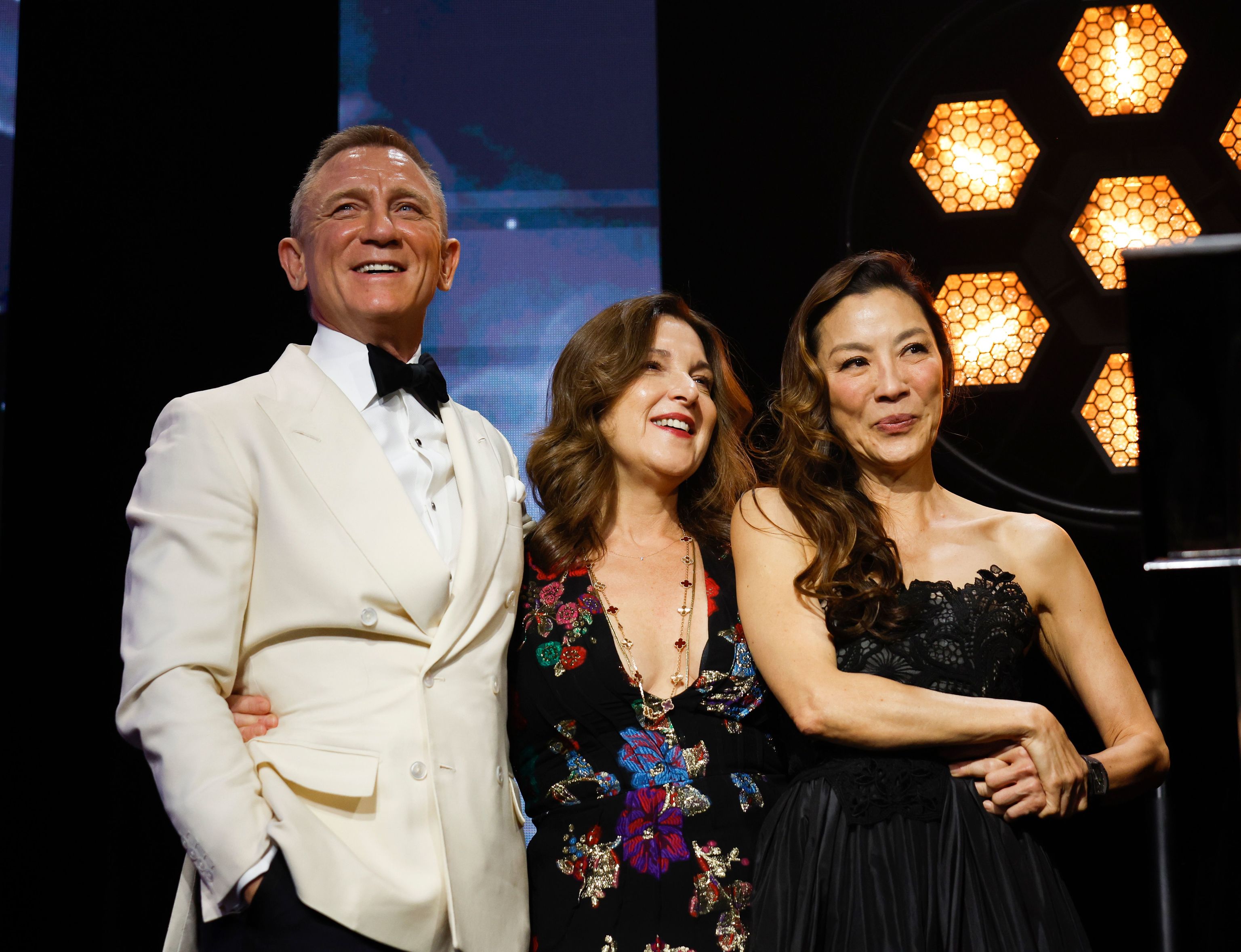 El fin de la era Broccoli en la franquicia James Bond: la vida de ...