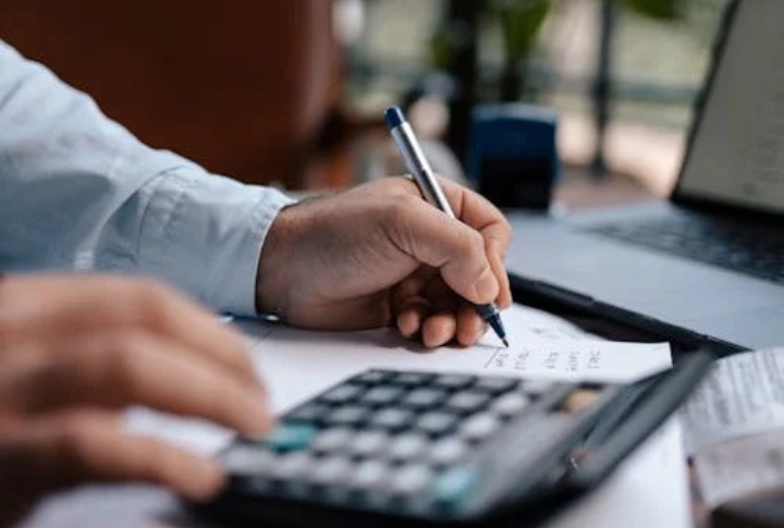 Essential IRS Tax Refund Facts For 2025 Filers