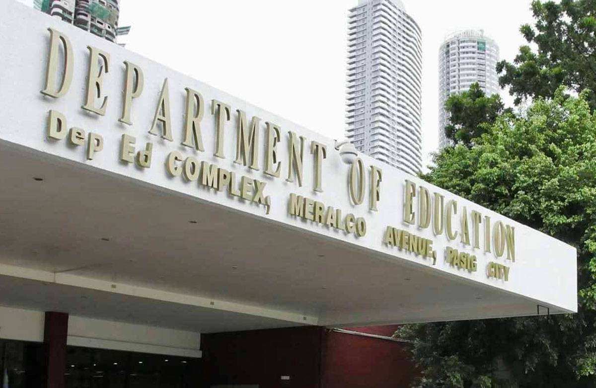 DepEd to hire more administrative staff