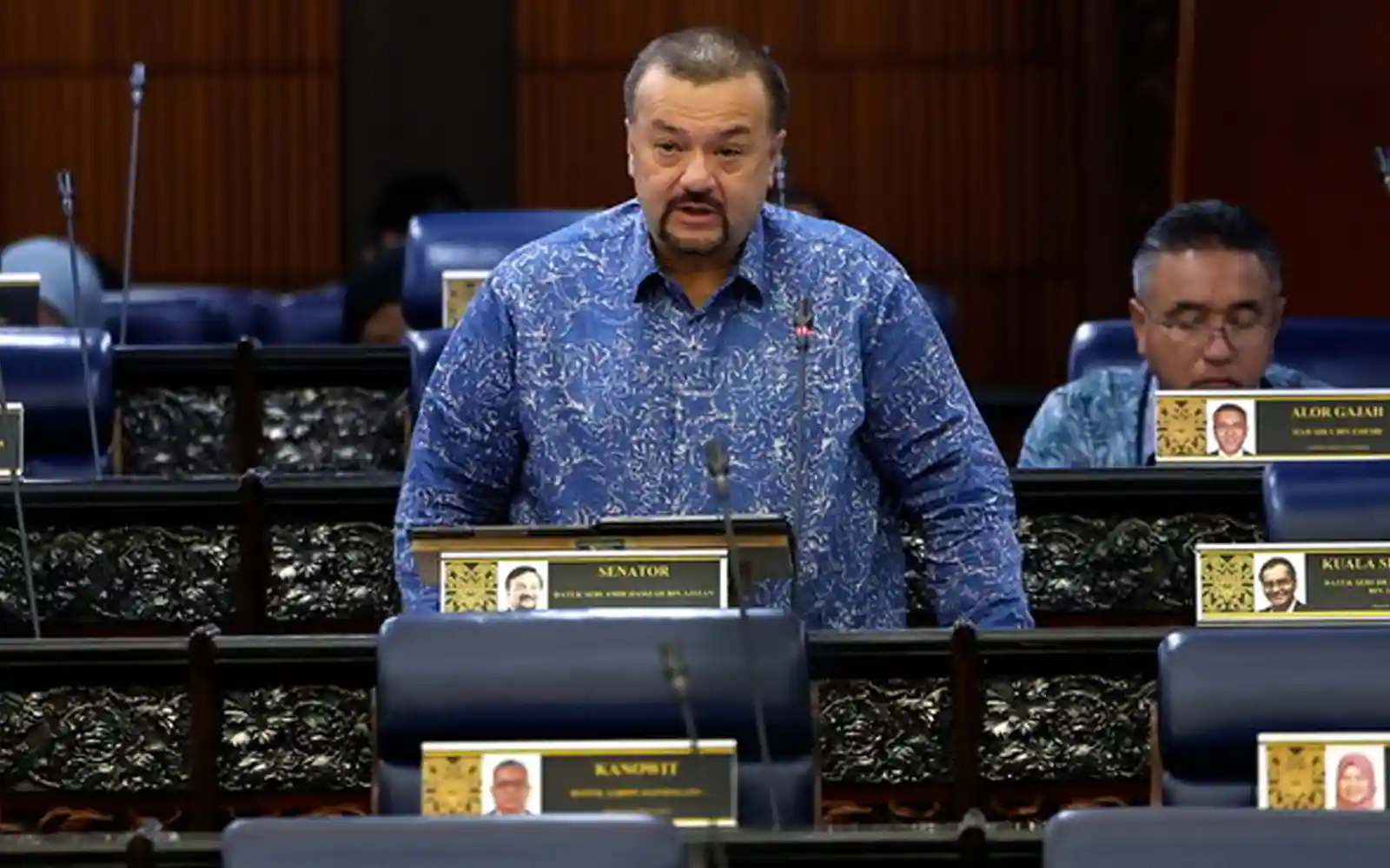 Dewan Rakyat approves mandatory EPF contribution for foreign workers