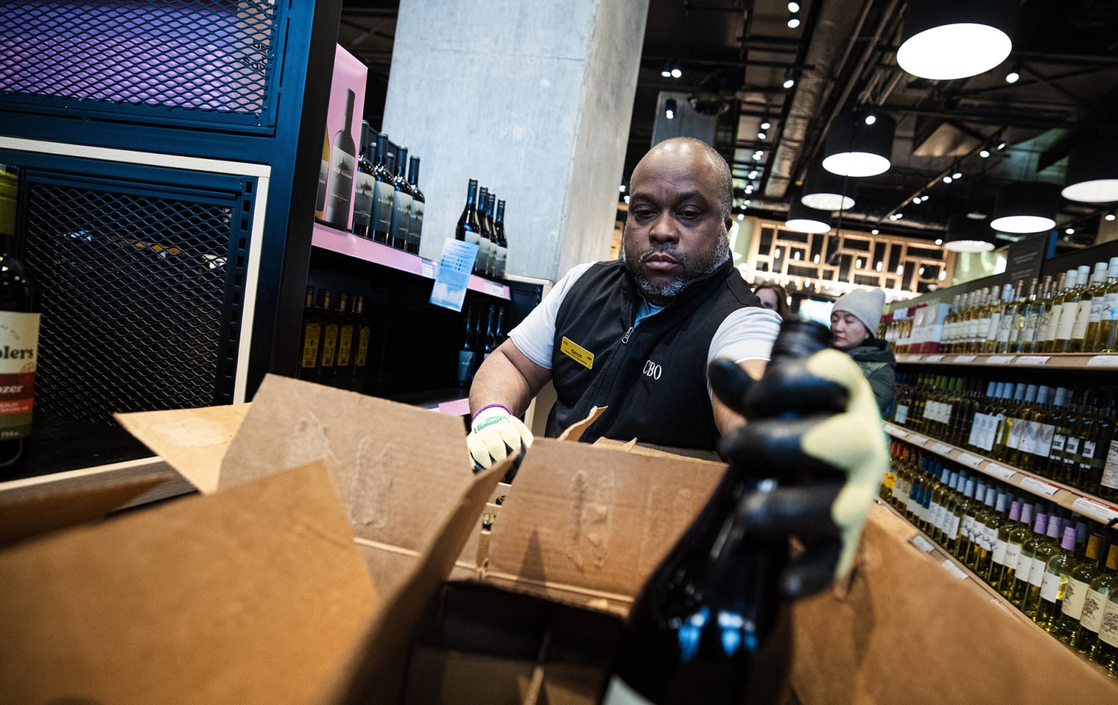 US alcohol pulled from Canada's shelves as Trump’s tariffs take effect