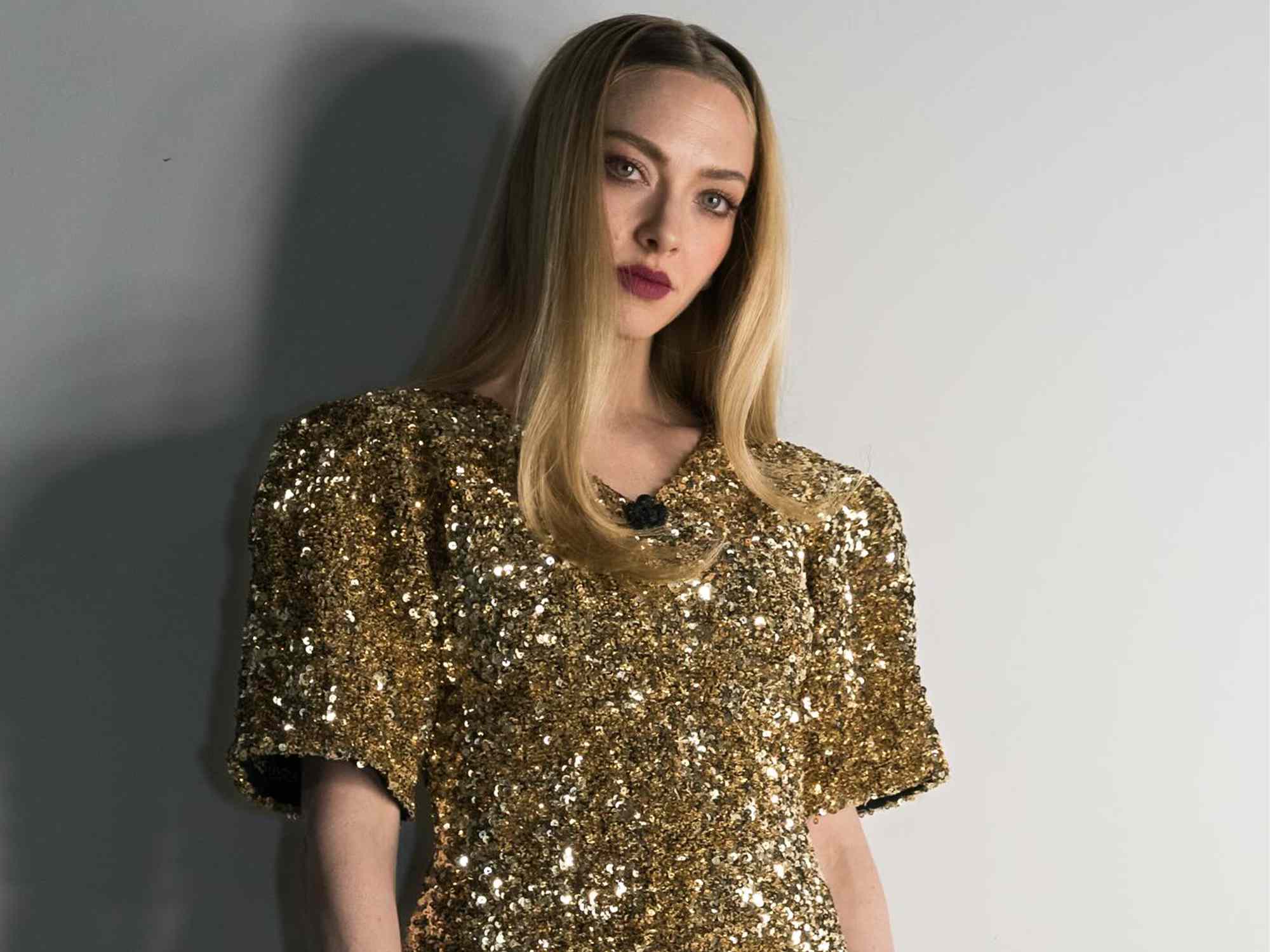 Amanda Seyfried Is Putting the Statement Lip Back on Your Mood Board ...