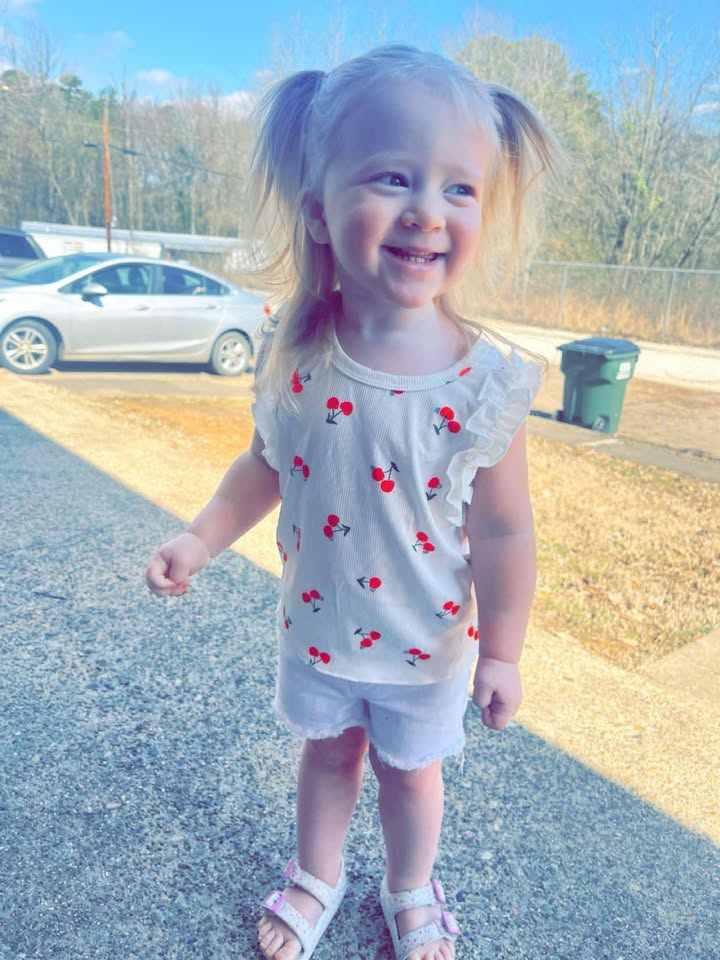 19-year-old accused of beating 2-year-old girl to death makes court ...