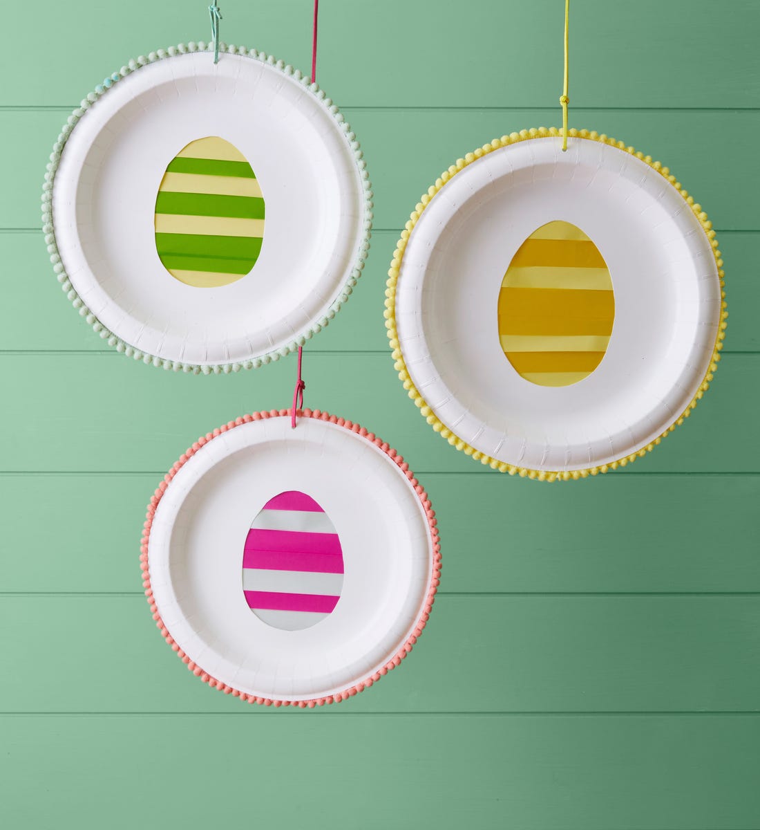 71 Easy Easter Crafts For The Whole Family to Make This Spring
