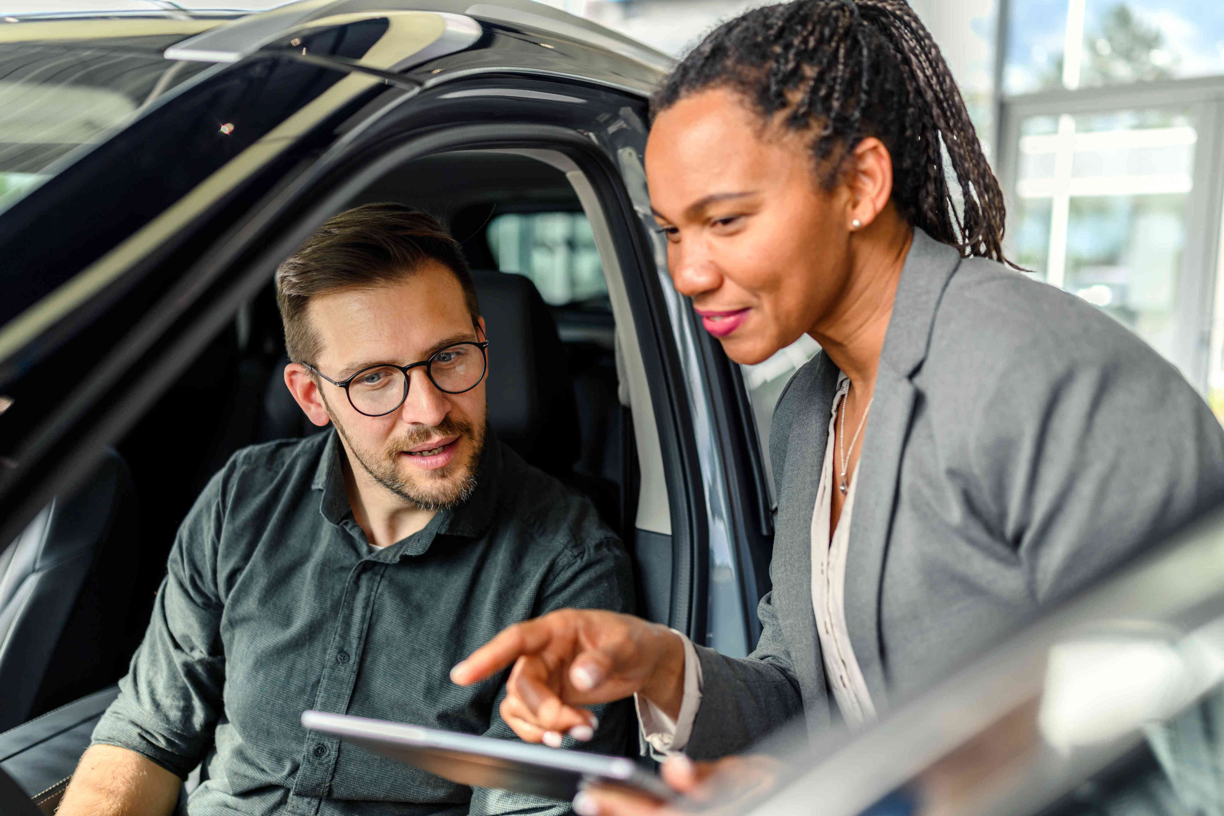 Should You Get an Extended Warranty With an Auto Loan?