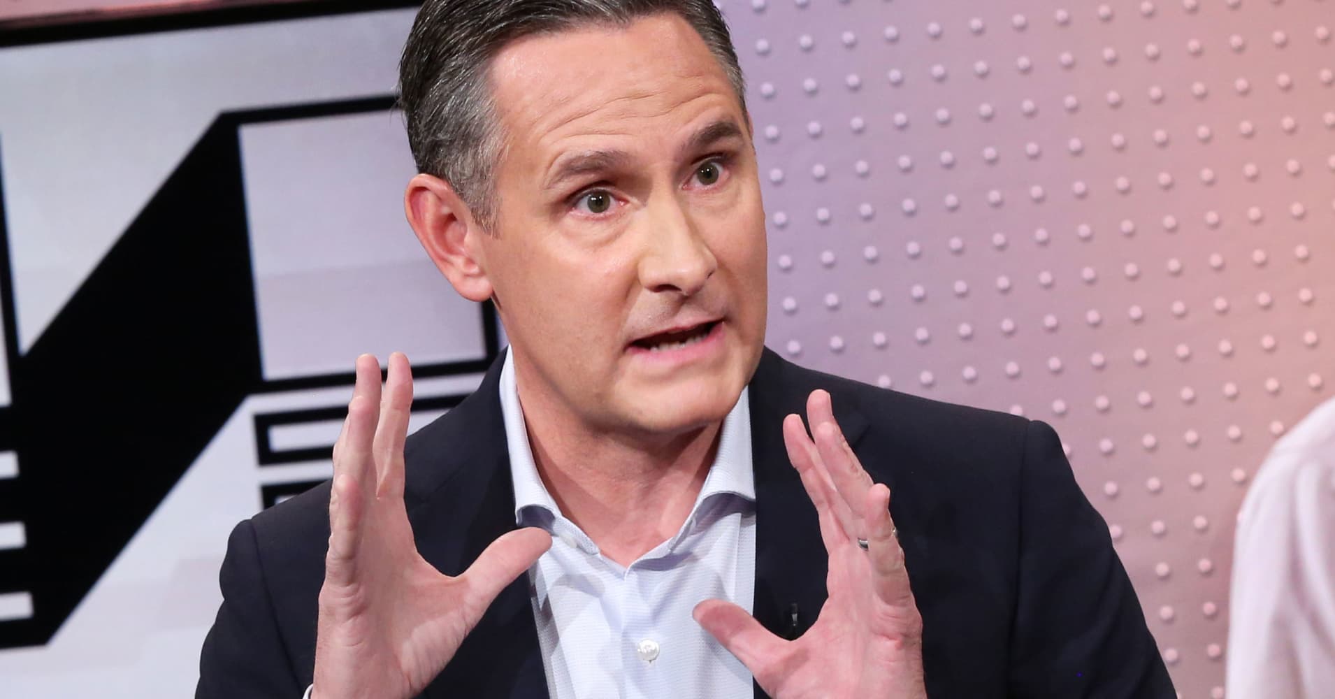 Marvell plunges nearly 20% as outlook falls short of high expectations