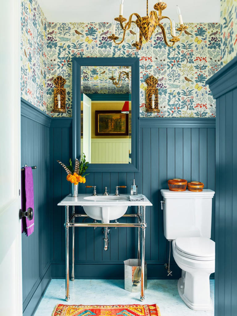 Colorful Toilets Are Everywhere Again—Would You Commit?