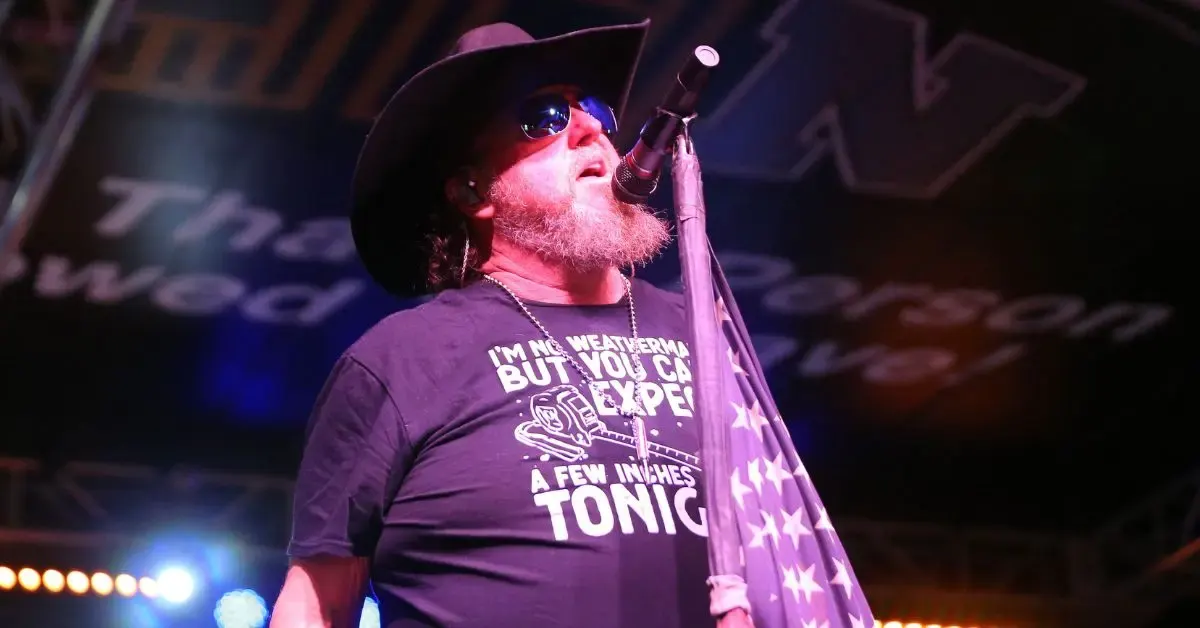 Country Rapper Colt Ford Thanks GOD for Finally Letting Him Kick His ...
