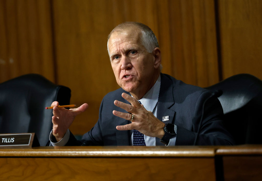 Republican Senator Asks Trump Trade Official Whose 'Throat Do I Get to ...