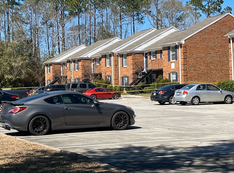 Three people injured in shooting at apartment complex, Statesboro ...