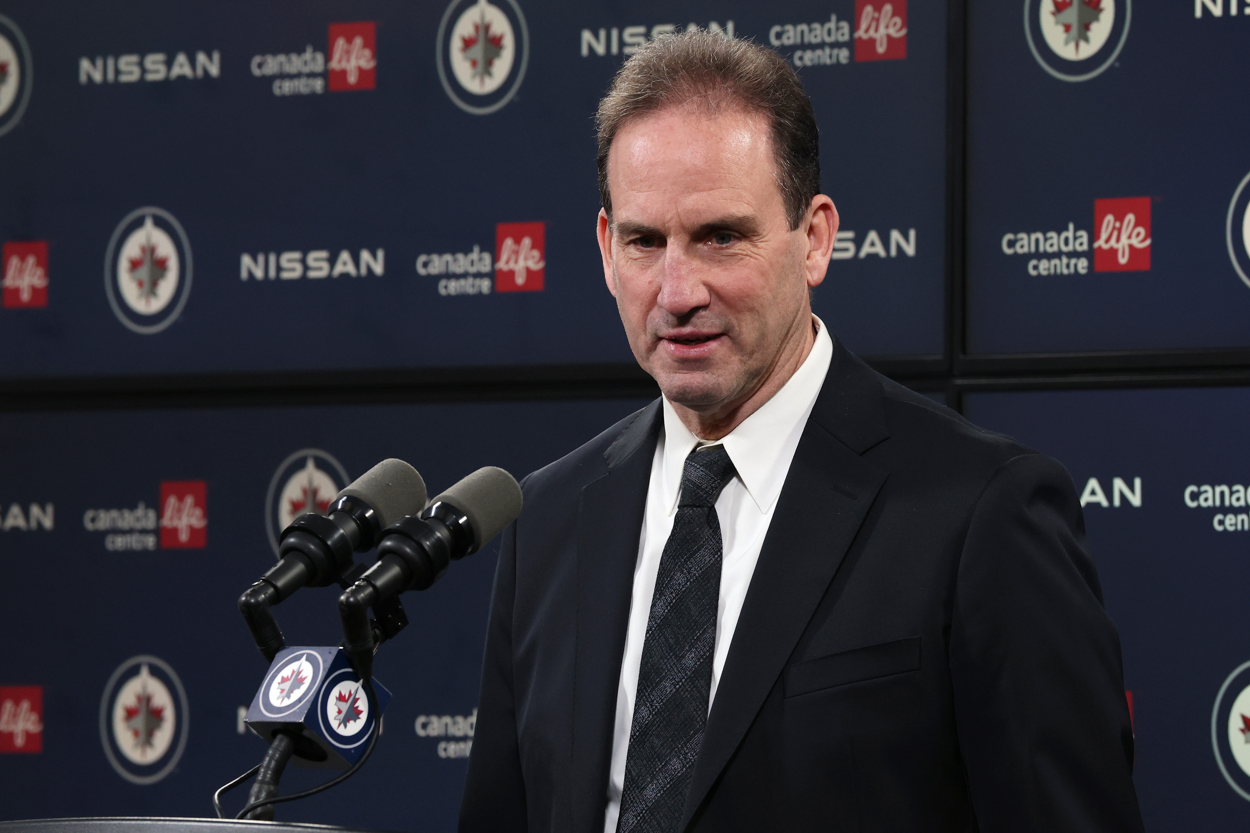 Jets sign Jacob Julien to entry-level contract