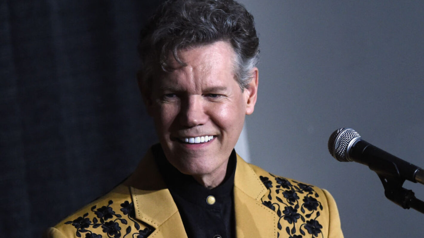 Randy Travis Announces 2025 Tour & New Biopic About His Life