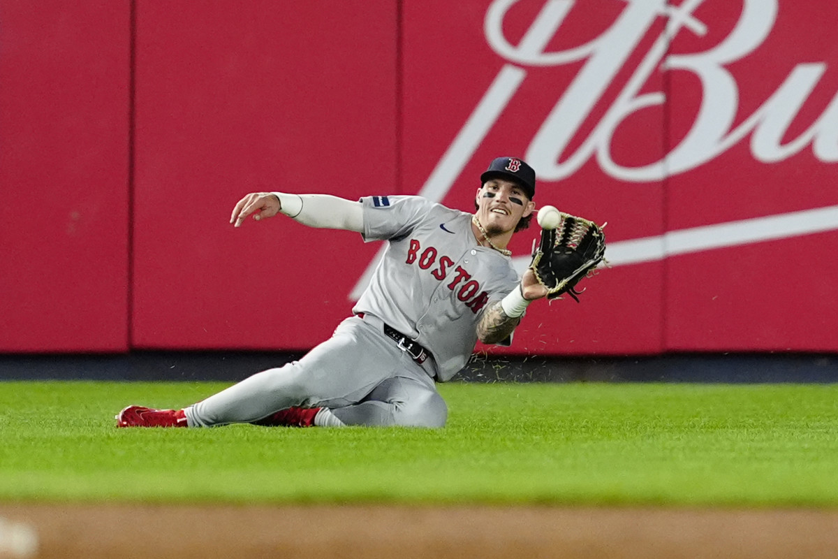 Red Sox Star Embracing New Outfield Role