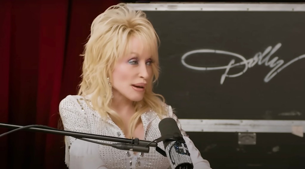 Dolly Parton shares touching message after husband Carl Dean’s death ...