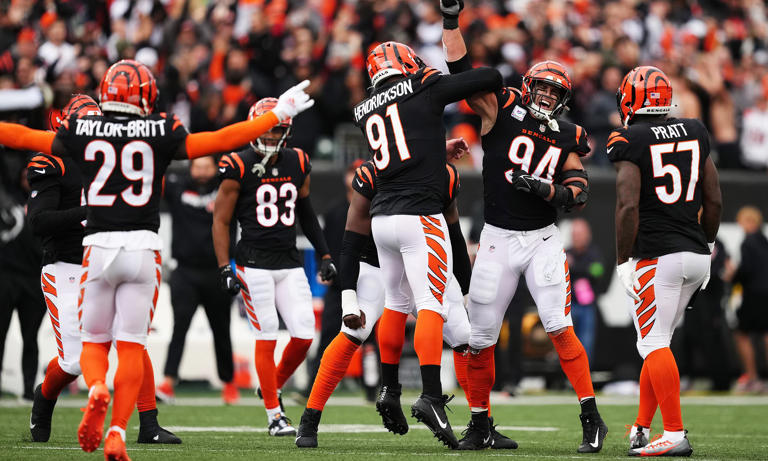 Bengals give Trey Hendrickson permission to seek trade in shock ...