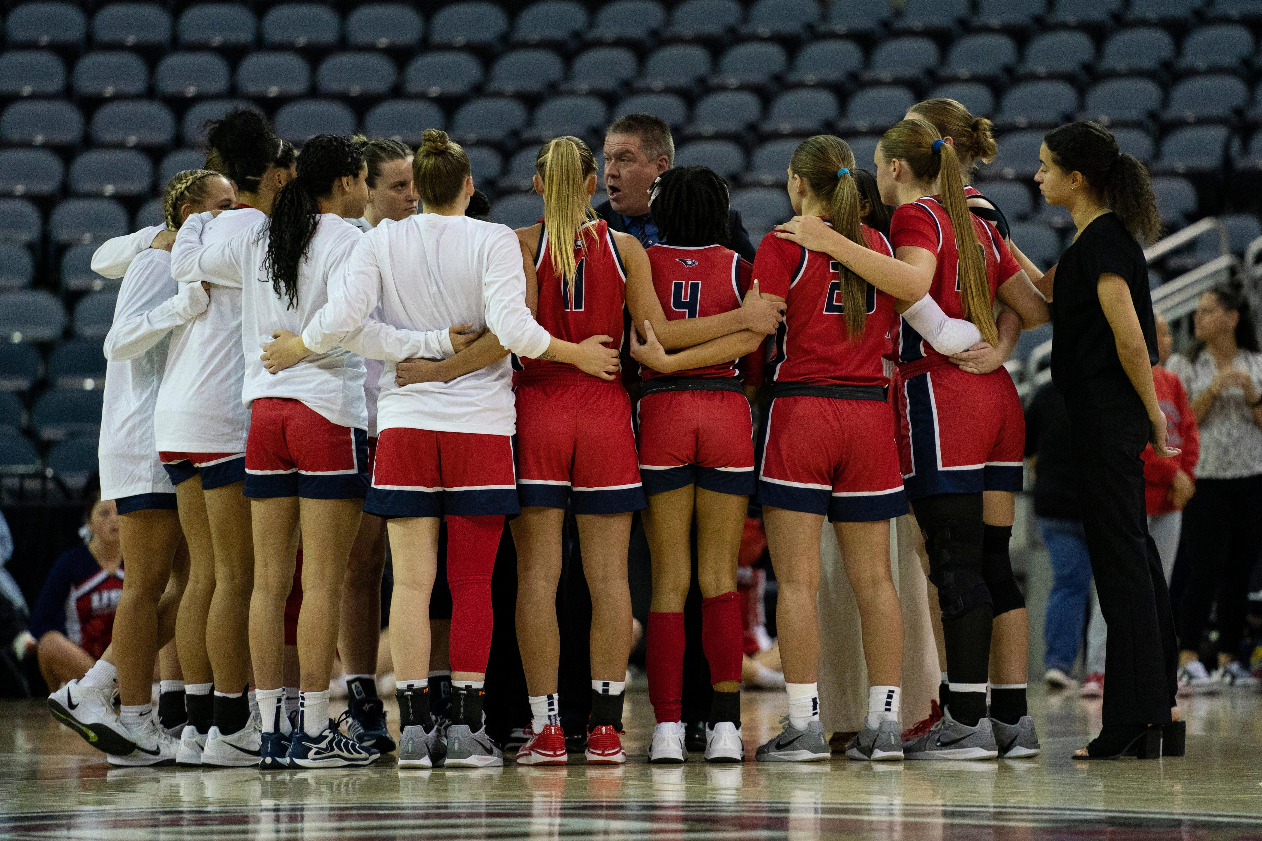 What to look for with Southern Indiana women's basketball in the 2025 ...