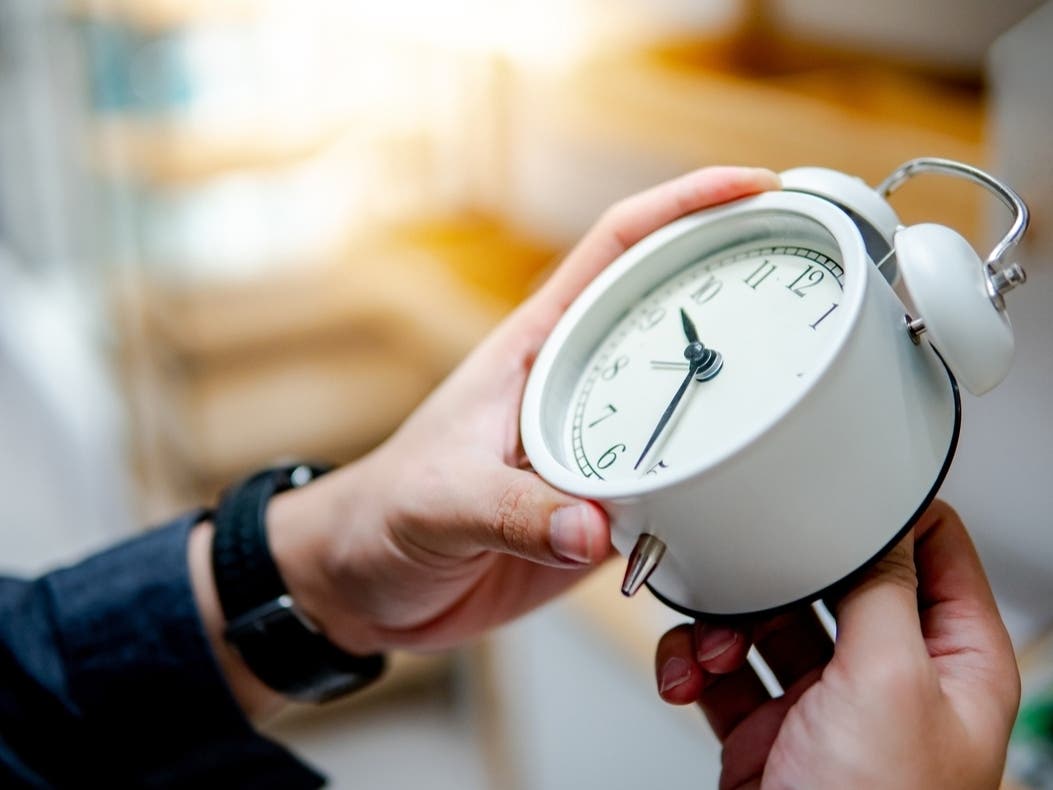 Daylight Saving Time Begins: When To Change Your Clocks In FL