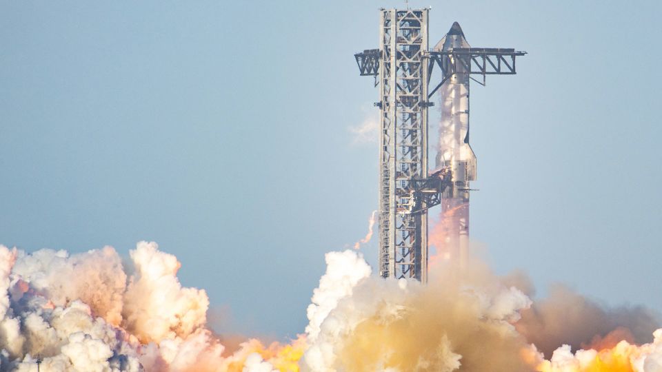 SpaceX’s Starship spacecraft explodes midflight for a second time ...