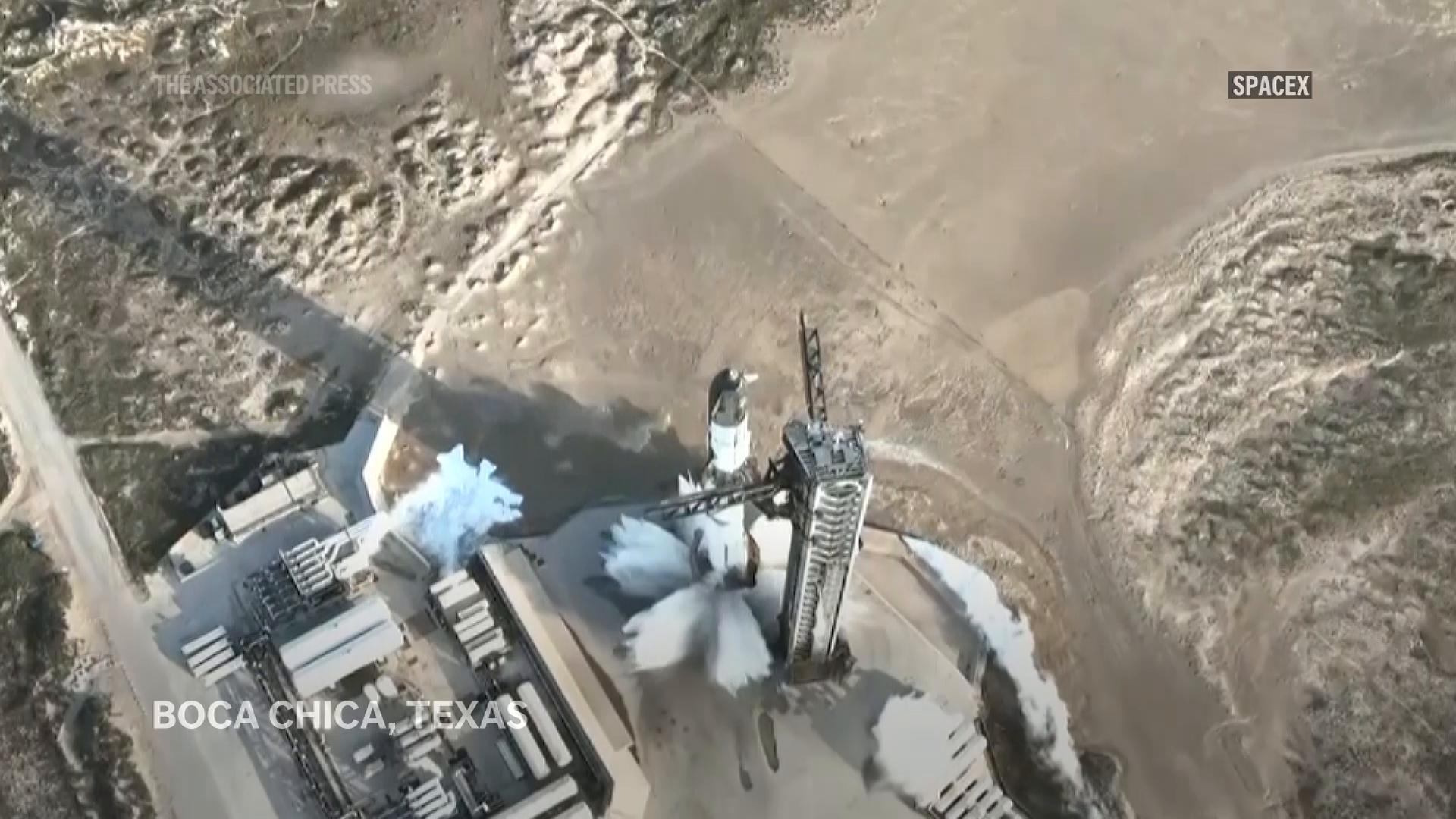 SpaceX loses contact with spacecraft during latest Starship mega rocket ...